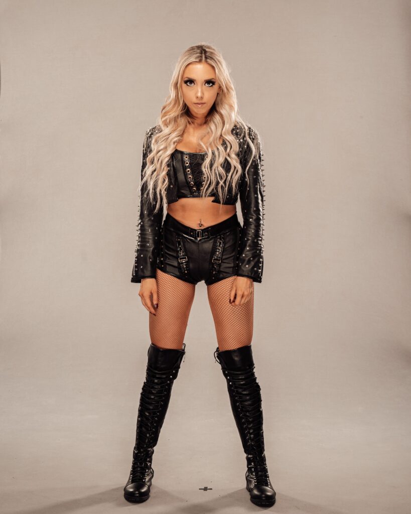 Top 11 der heißesten blondhaarigen OnlyFans-Models mit großen Brüsten | fanscribers.com